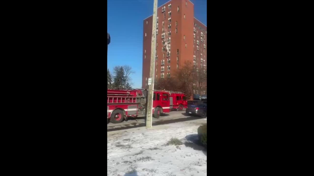 Crews battle high-rise apartment fire in Detroit