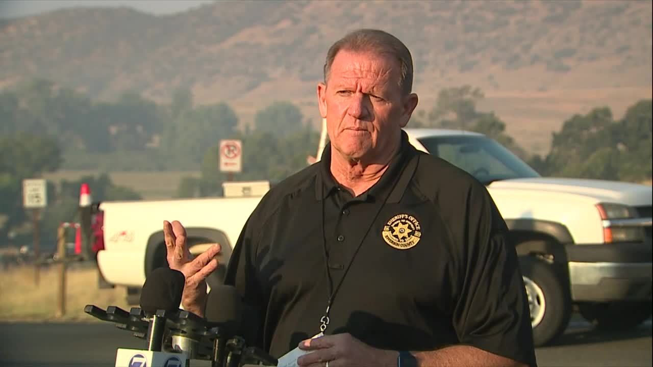 Quarry Fire grows to 341 acres west of Ken Caryl, hundreds evacuated