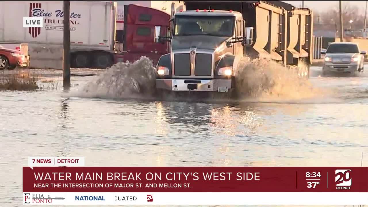 Street flooded on Detroit's southwest side due to water main break