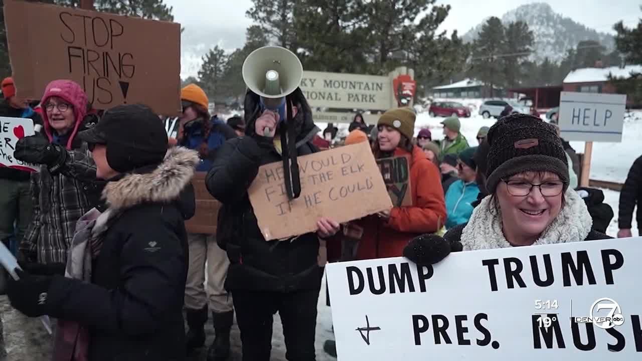 Hundreds gather in Estes Park to protest firings of RMNP park rangers