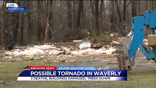 3 killed, significant damage seen after tornado hits Waverly